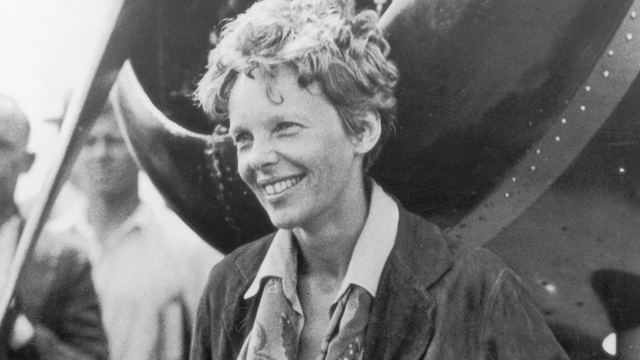 Amelia Earhart: The new photo mystery and details of her Seattle visits ...