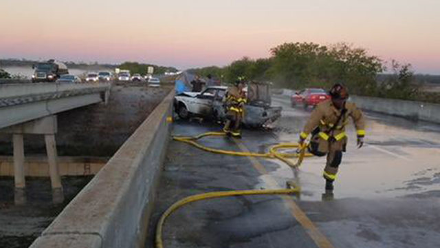 Florida firefighter falls off bridge into river while rescuing woman ...