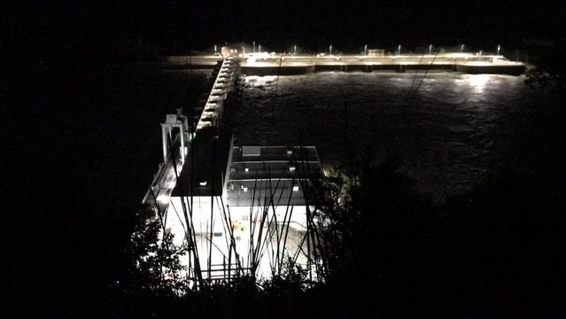 Oklahoma flooding: No apparent damage after loose barge reaches dam ...